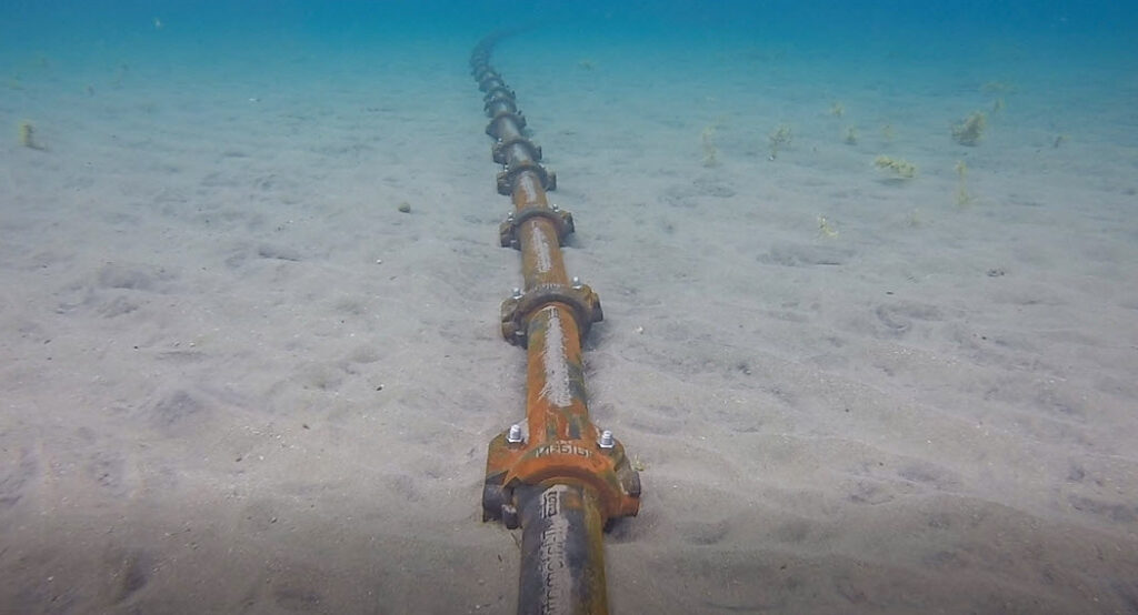 Design cofferdam and breakwater submarine cable landing Saba - Walhout ...
